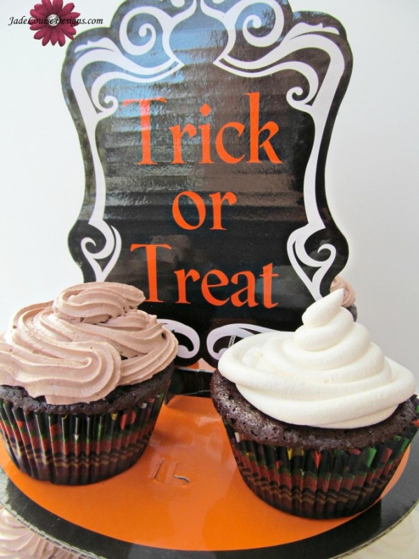 Raspberry Filled Gourmet Cupcakes