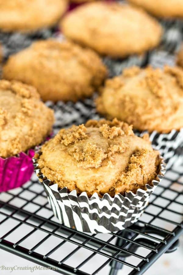 Best EVER Spice Crumble Cinnamon Muffins Recipe + Moist Muffin Tips