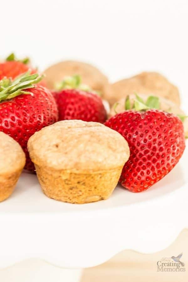 Extra Moist Mini Cinnamon Strawberry Muffins
