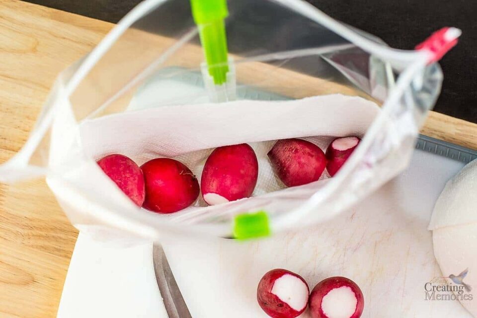 How to Store Radishes to keep them fresh and crisp