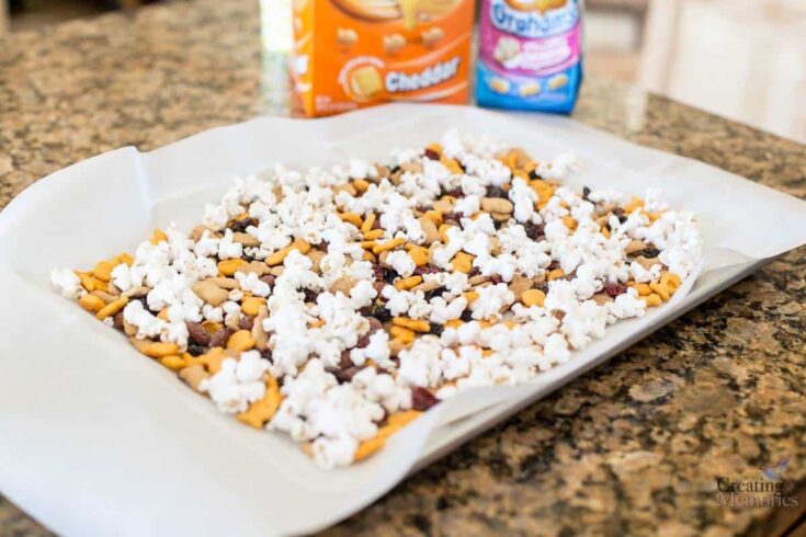 Chocolate Drizzle Snack Mix Recipe - A Smarter White Trash Alteration