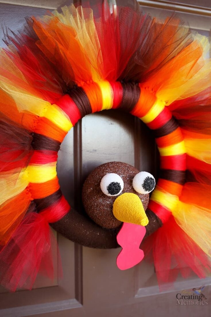 Easy Thanksgiving Turkey Wreath Craft DIY For Your Door
