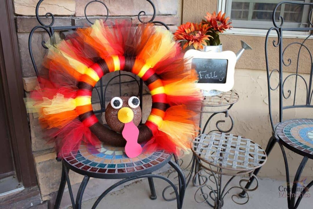Easy Thanksgiving Turkey Wreath Craft DIY For Your Door