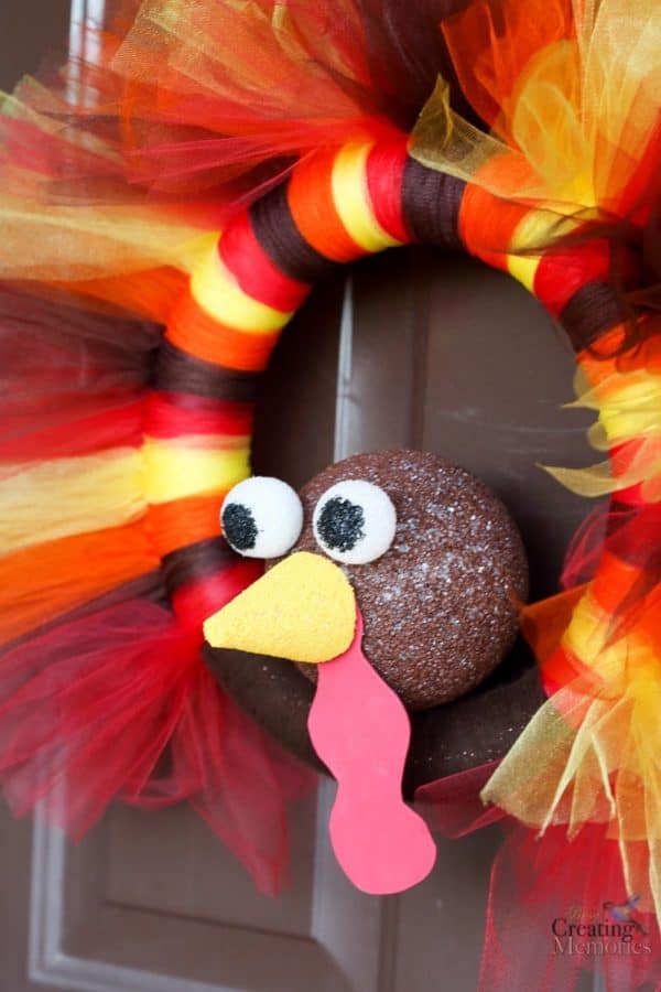 Easy Thanksgiving Turkey Wreath Craft DIY For Your Door