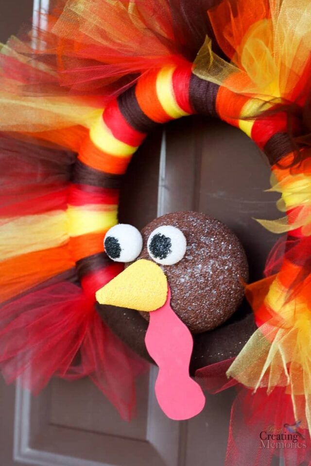 Easy Thanksgiving Turkey Wreath Craft DIY For Your Door