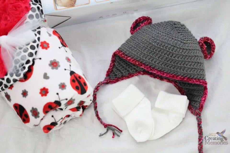 Easy Bear Crochet Baby Hat pattern + New Mom Gift Basket
