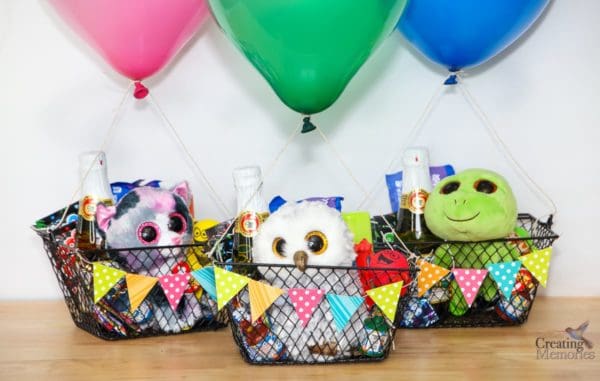 DIY Hot Air Balloon Party Favors to take you Up Up and Away