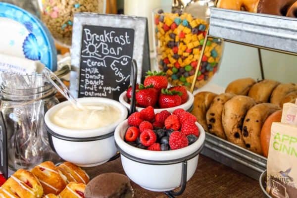DIY Breakfast Bar Ideas: Create an Easy Breakfast Bar Party for Company