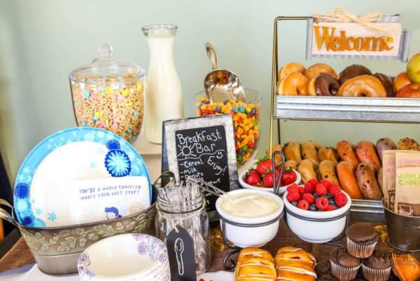 DIY Breakfast Bar Ideas: Create an Easy Breakfast Party for Company