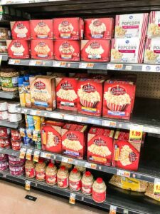 Mother Goose Popcorn Party Mix: Wonder Woman Inspired