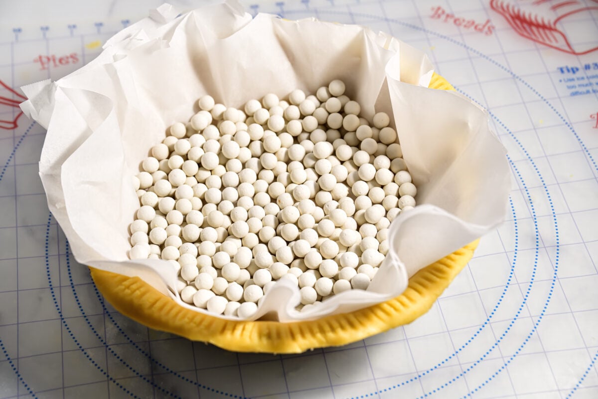 How To Blind Bake Pie Crust