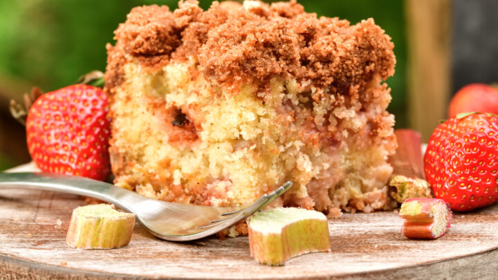 Rhubarb coffee cake store